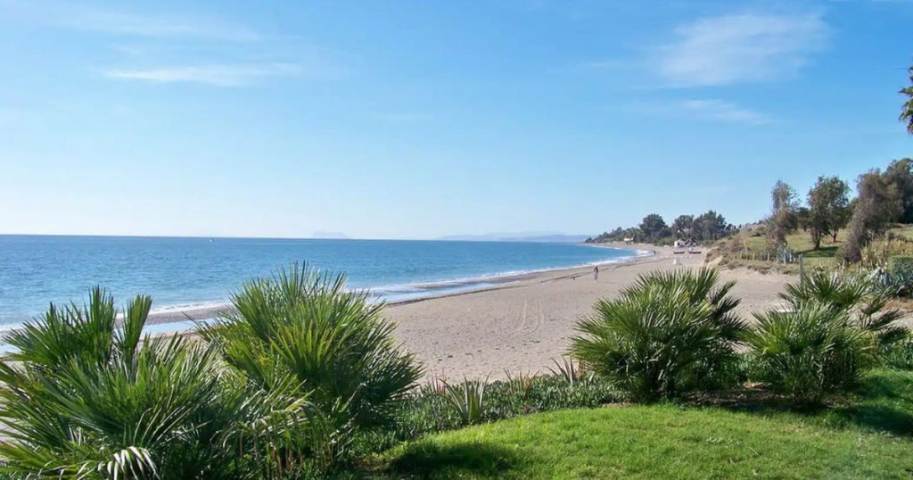 Where Is Marbella Beach? Map, Areas & Best Beaches
